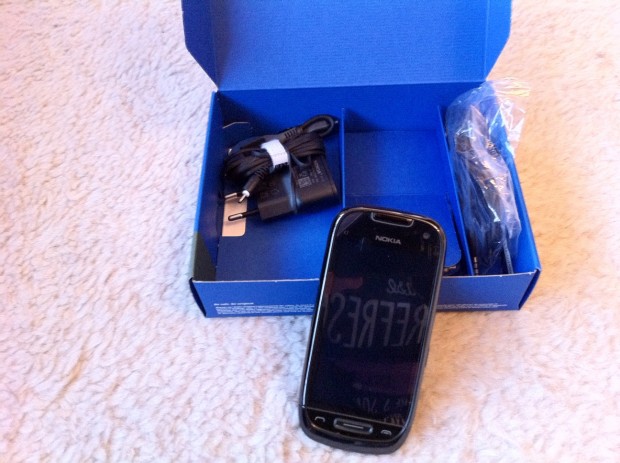 Nokia C7 Unboxing And First Look