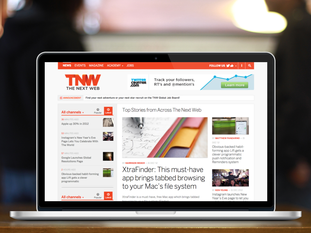 PlaceIt: Quickly Generate Realistic Screenshots for Your App