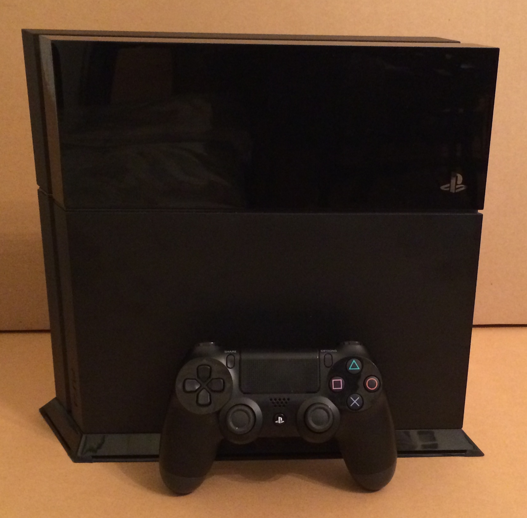 PlayStation 4 Review: Technical Issues Keep Sony from Greatness