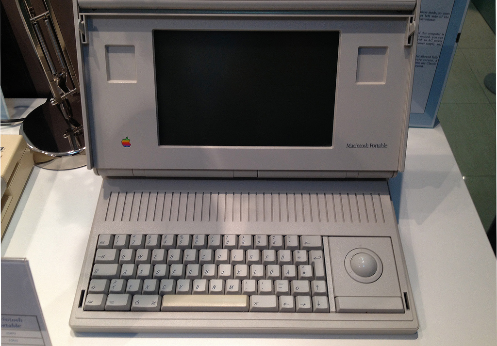 30 years in 33 photos: A Visual History of the Apple Mac