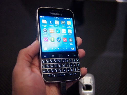 BlackBerry Classic Hands-On: Old School Isn't So Bad