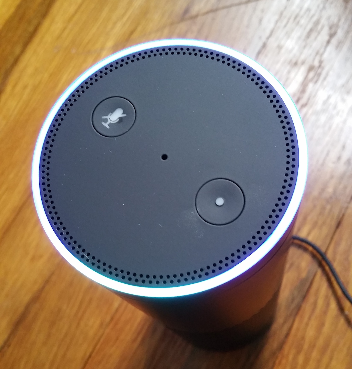 Amazon Echo review: Alexa’s a great listener, but is awful at search