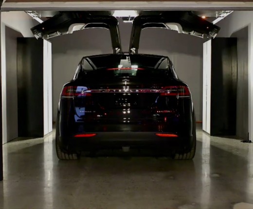 Tesla officially launches its Model X SUV