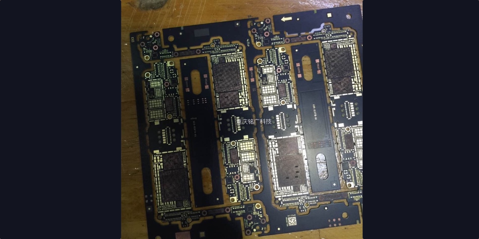 iPhone 7 Logic Board suggests dual cameras are on the way