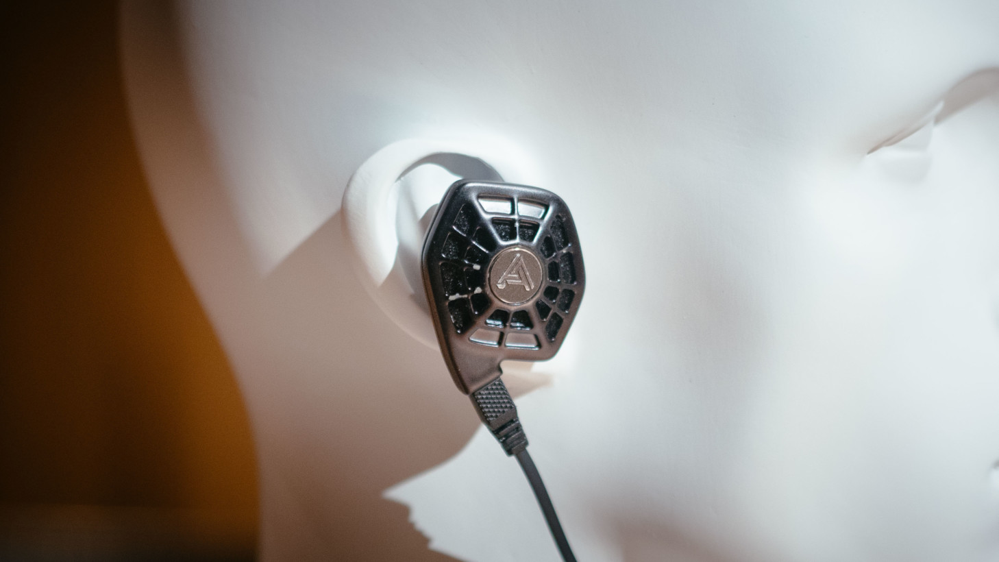 Audeze's planar magnetic iSine 10 sound as good as they look crazy