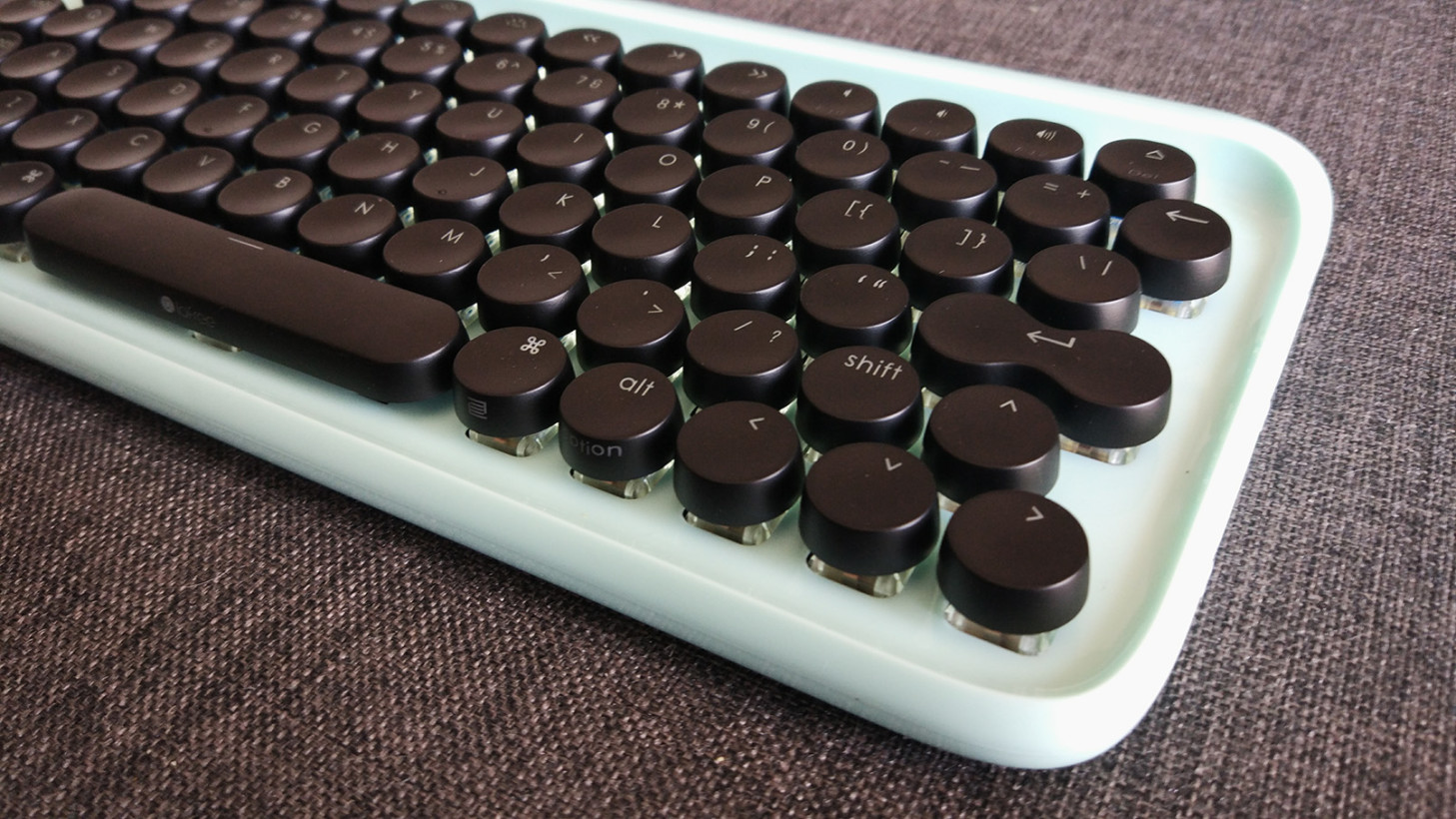Lofree Dot Wireless Mechanical Keyboard review: A great desktop ...