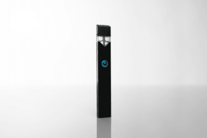 I tried to quit smoking with this iPhone vape case but it only made me ...