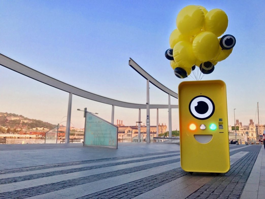 Snapchat Spectacles (and vending machines) are now in Europe