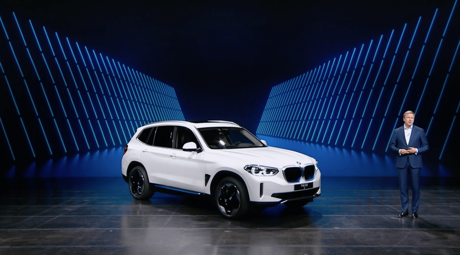Take a look at the officially unveiled BMW iX3