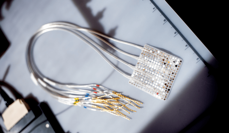 Scientists demonstrate first ‘plug and play’ brain prosthesis in a ...