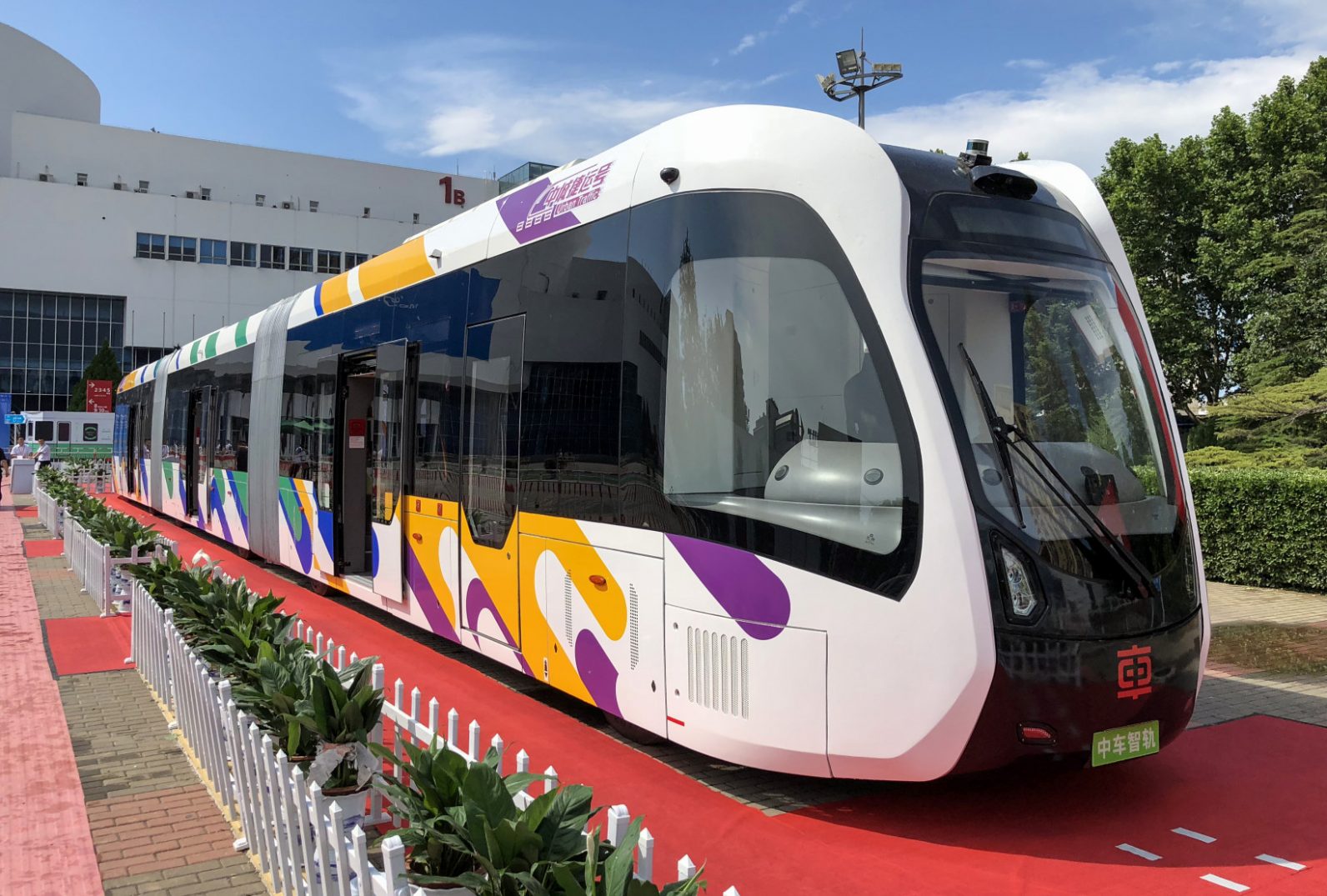 Is China’s autonomous trackless train just a glorified bus? Yeah ...