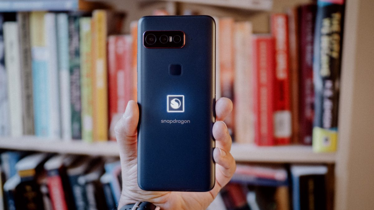Review: Qualcomm's Snapdragon Insiders phone is full of baffling choices