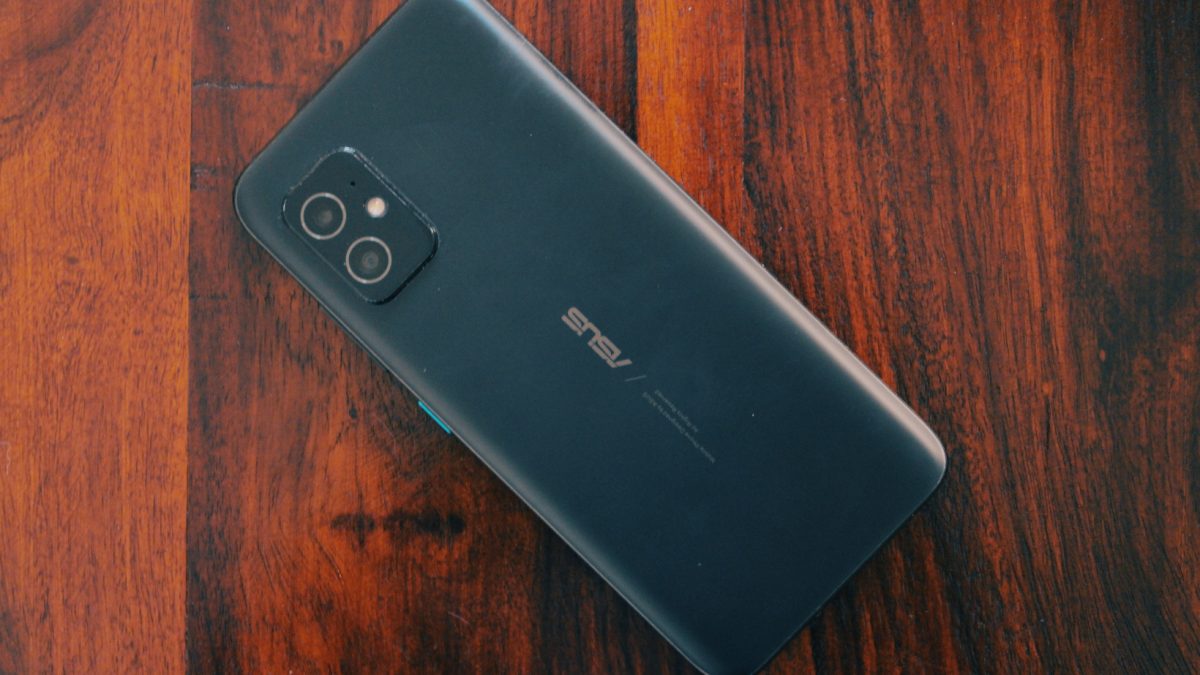 Small Android phones could be huge — but only if they’re cheap