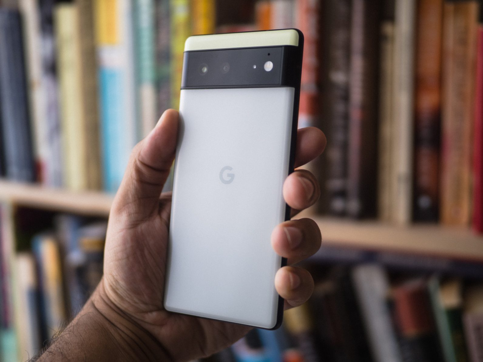 Hands-on: The Pixel 6 is here, and Google got serious about hardware