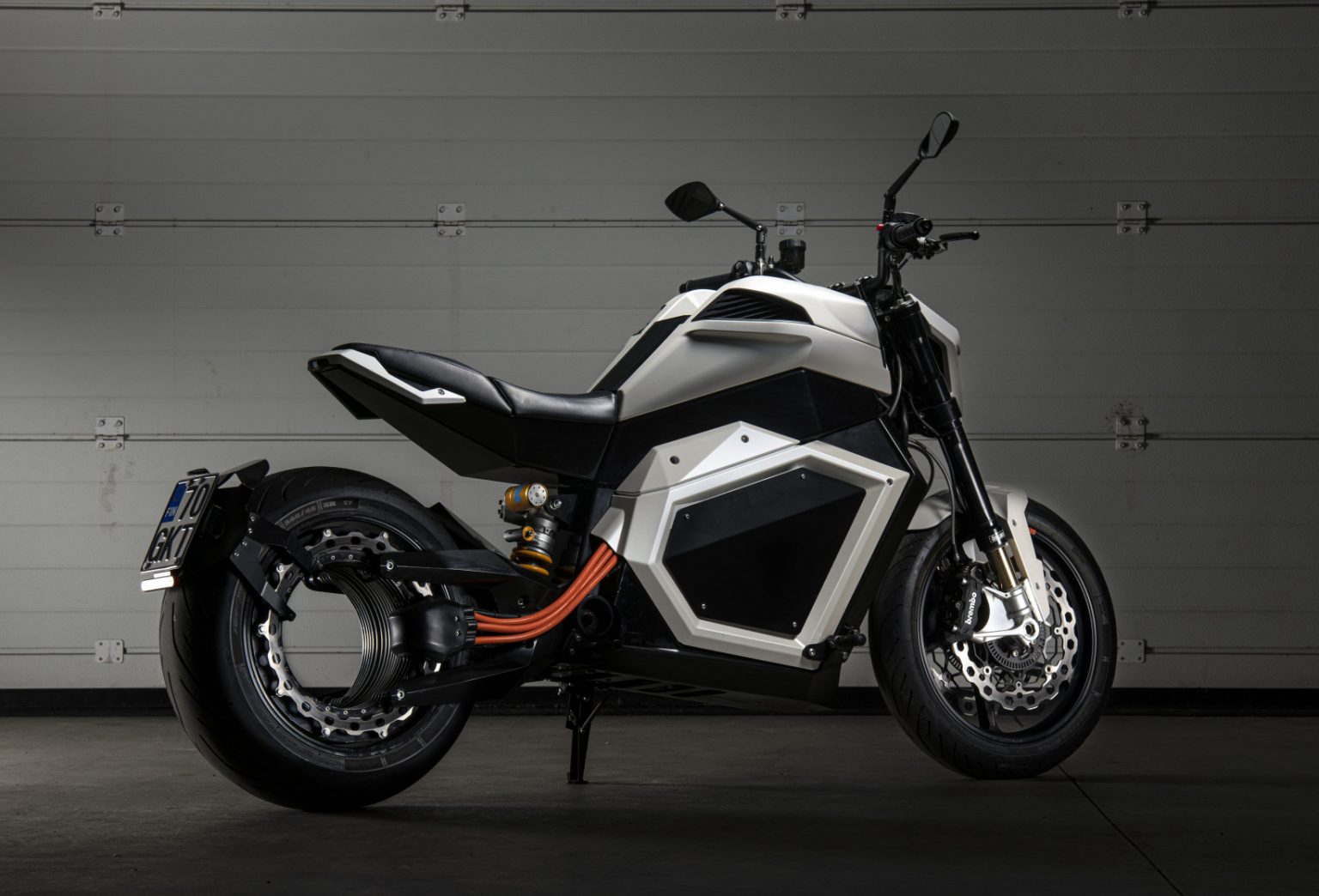 Watch: This electric motorcycle has its entire 'heart' inside its hubless rear wheel
